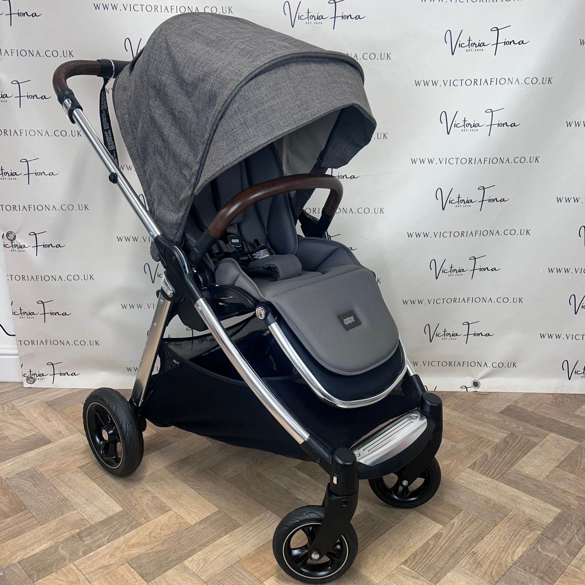 PRELOVED Mamas And Papas Flip xt3 Stroller Pushchair - Chestnut ...