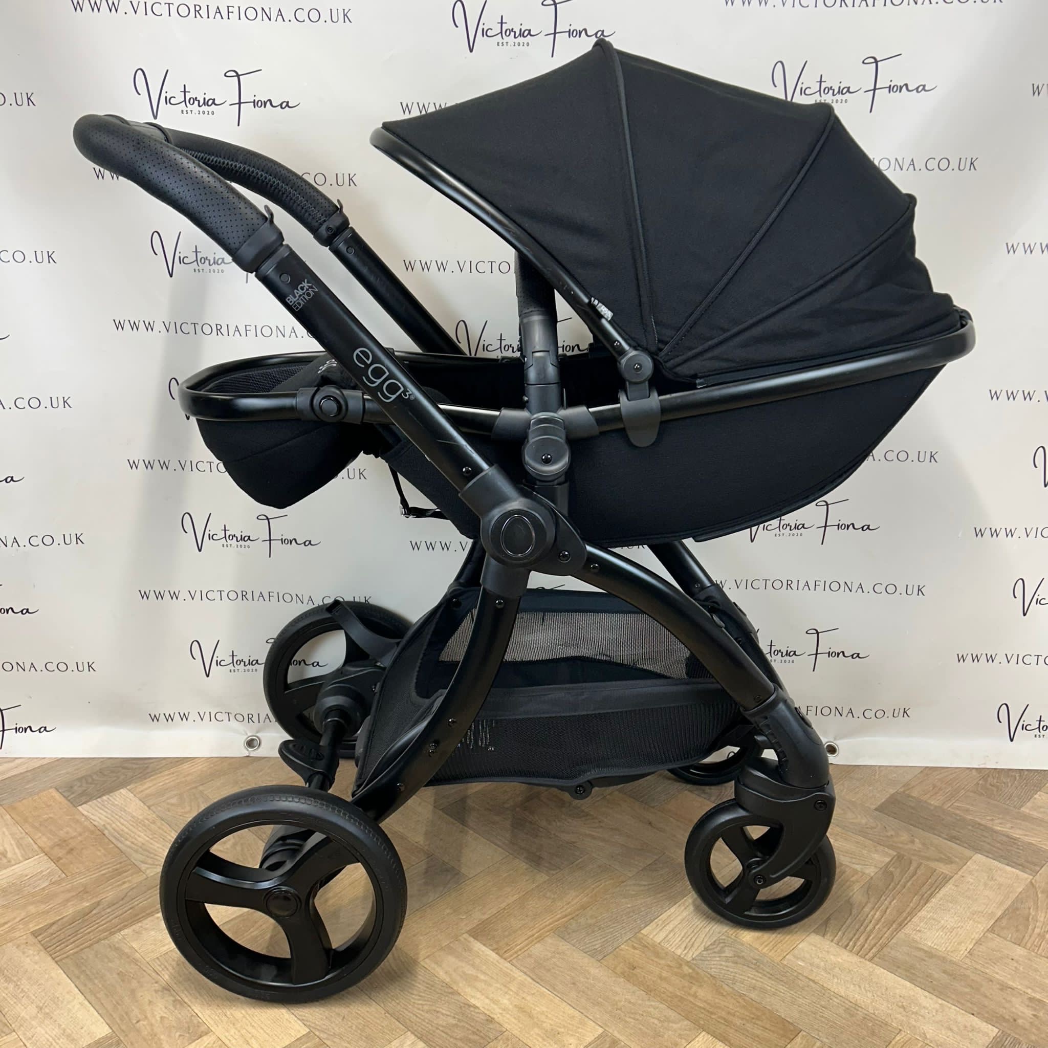 PRELOVED Egg 3 Pushchair & Carrycot - Black Edition - Victoria Fiona